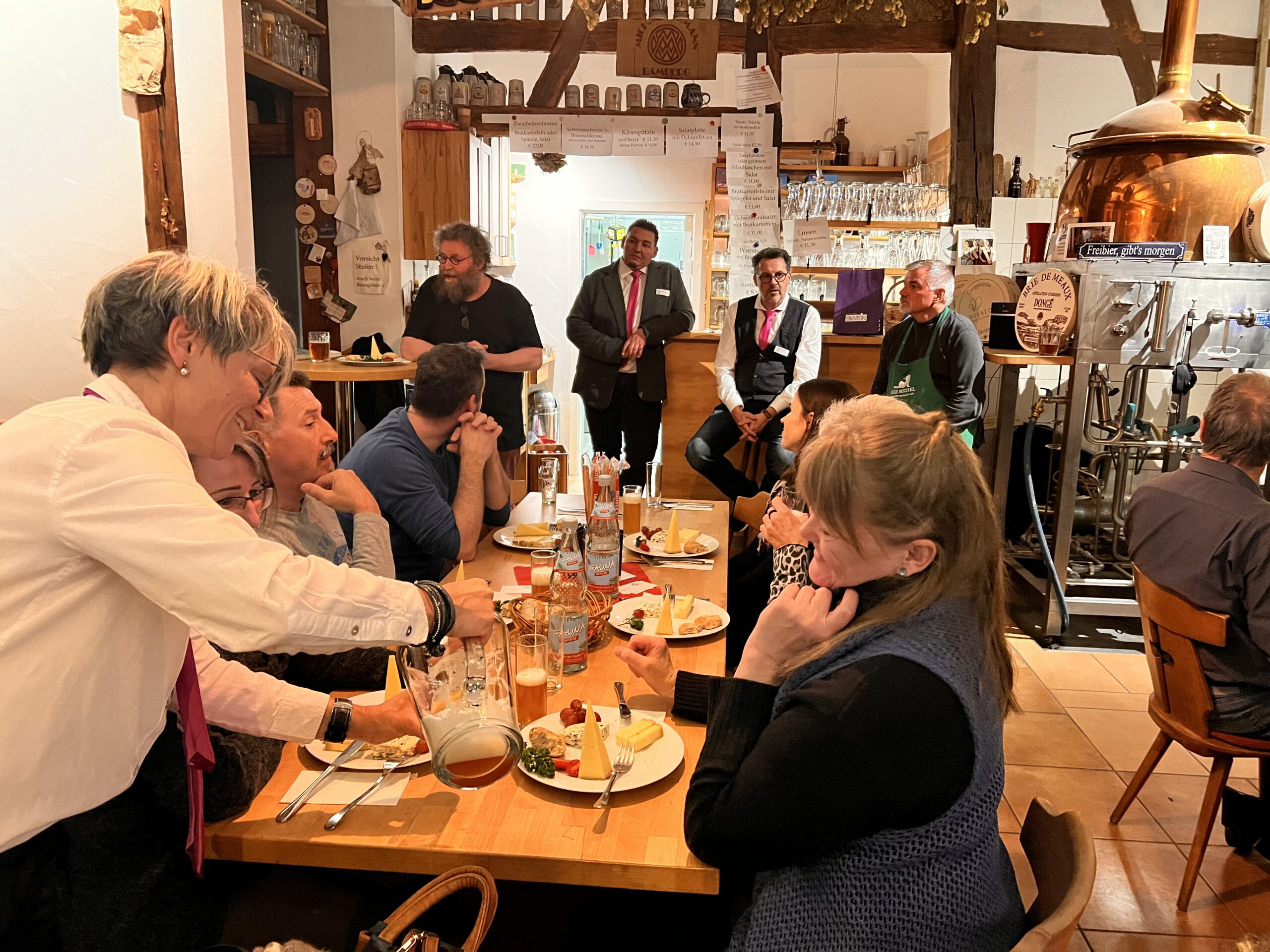 Weihnachtsaktion: Bier trifft Käse - City-Ring Gemeinschaft Kirchheimer ...